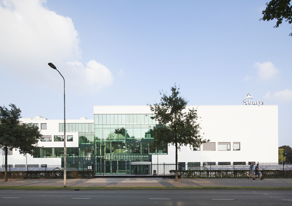 Opening renovated Fontys R3 building in Eindhoven > Mecanoo